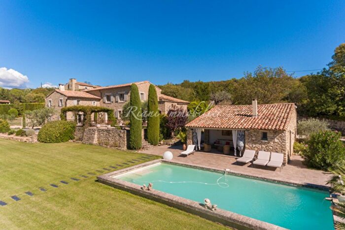 Maison à vendre - Gordes - 8 pièces - 5 chambres