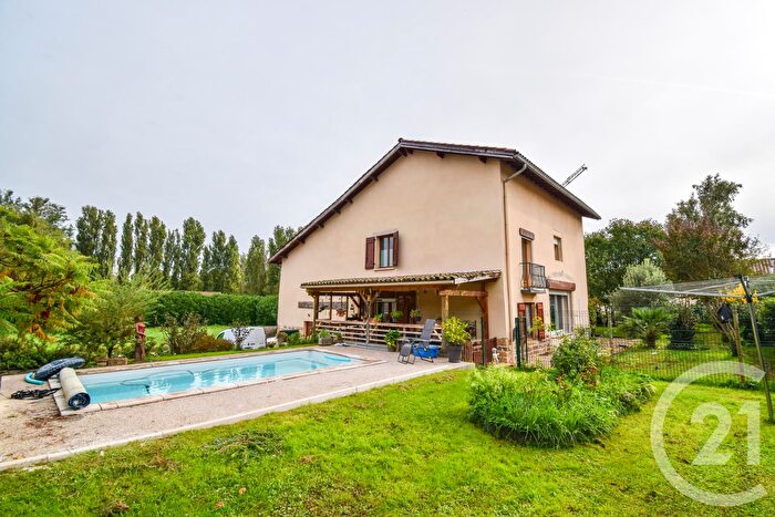 Maison à vendre - Saint-Symphorien-dAncelles - 7 pièces - 4 chambres