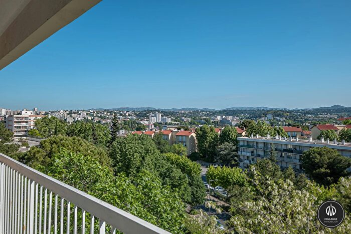 Appartement à vendre - Marseille e , Saint-Marcel - 4 pièces - 2 chambres