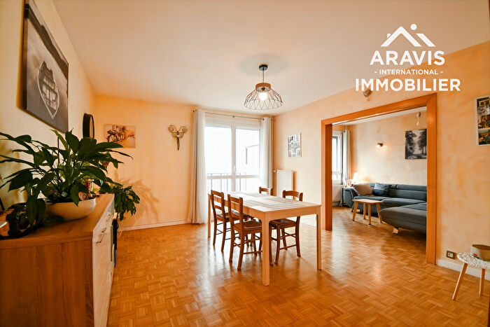 Appartement à vendre - Cran-Gevrier, Centre-ville, Le Vernay, Les Iles - 3 pièces - 2 chambres