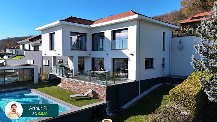 Maison à vendre - Colombe - 5 pièces - 4 chambres