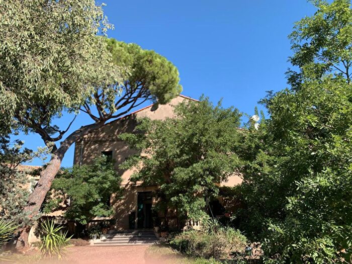 Maison à vendre - Cournonsec - 12 pièces