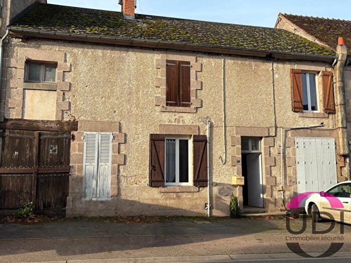 Maison à vendre - Clugnat - 8 pièces - 5 chambres