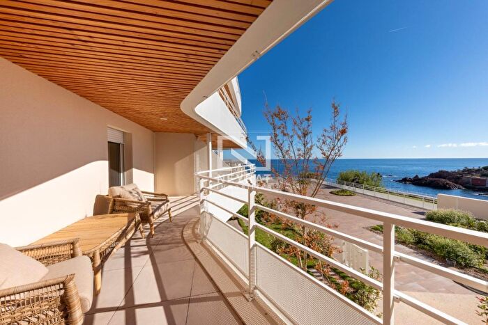 Appartement à vendre - Saint-Raphaël, Veyssières - 3 pièces - 2 chambres