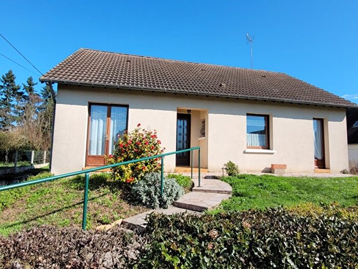 Maison 4 pièces à Azé, à vendre