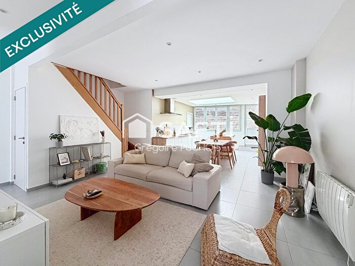 Boulogne-sur-Mer, Basse-ville : Maison 4 pièces à vendre