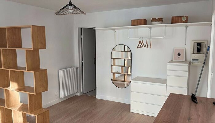 Pau Sud : Appartement 1 pièce à louer