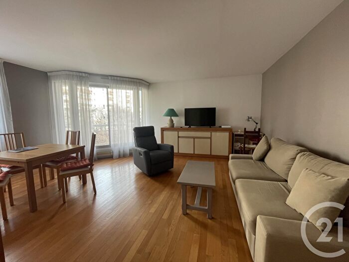 Appartement à louer - Courbevoie, Hôtel de ville - 2 pièces - 1 chambre