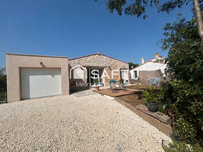 Maison 4 pièces à vendre à Le Bernard