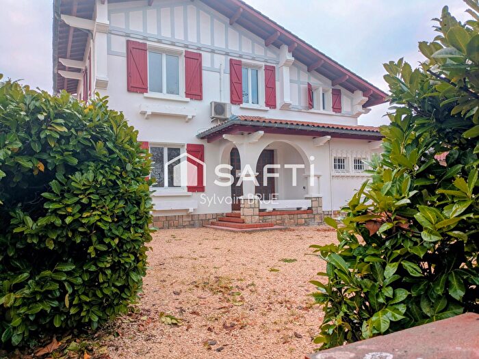 Maison à vendre - Meauzac - 6 pièces - 5 chambres