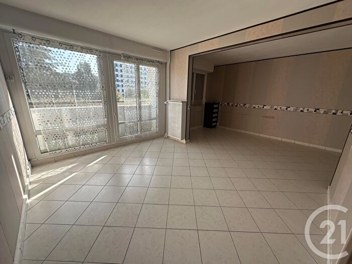 Appartement à louer - Tours, Lac - 3 pièces - 2 chambres