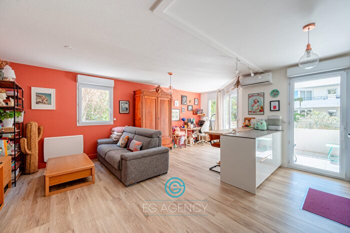 Appartement à vendre - Marseille e , Vielle Chapelle - 2 pièces - 1 chambre