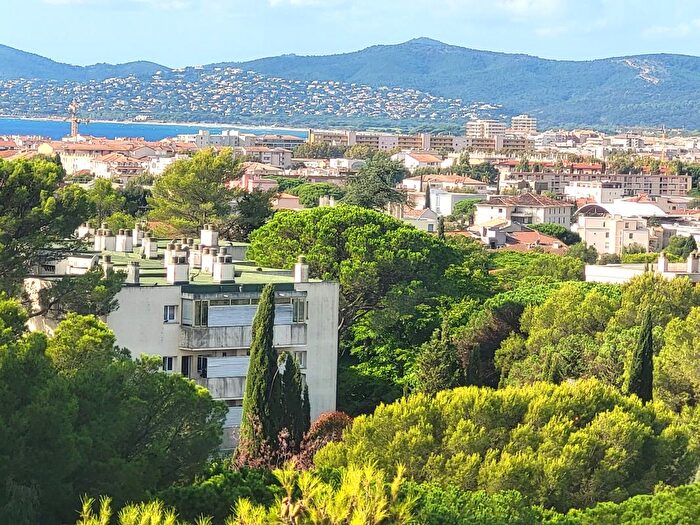 Appartement 3 pièces à vendre - Saint-Raphaël, Les Arênes