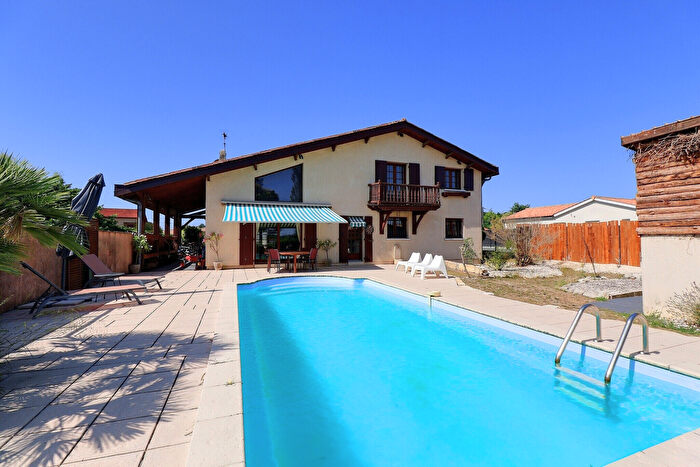 Maison à vendre - Saint-André-de-Cubzac - 4 pièces - 3 chambres