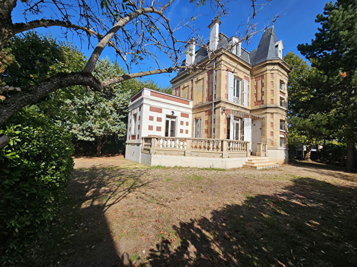 Maison 7 pièces à Croissy-sur-Seine, à louer