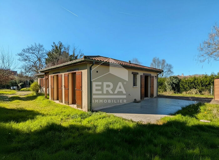 Maison à vendre - Montpon-Ménestérol - 6 pièces - 4 chambres