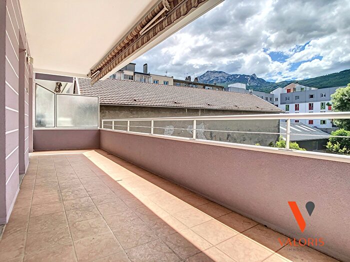 Appartement à louer - Fontaine - 2 pièces - 1 chambre