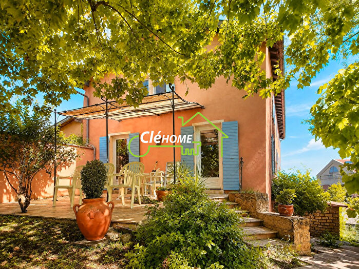 Maison 10 pièces à Fleurieux-sur-l'Arbresle, à vendre