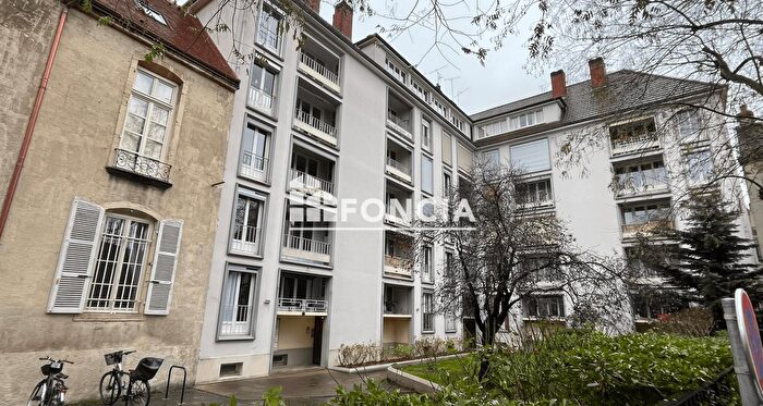Appartement à vendre - Dijon, Centre-ville - 2 pièces - 1 chambre