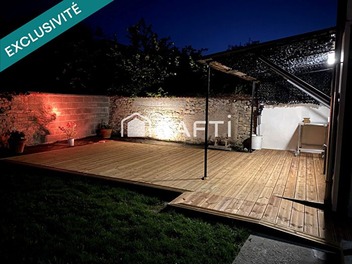 Maison à vendre - Mirecourt - 7 pièces - 4 chambres