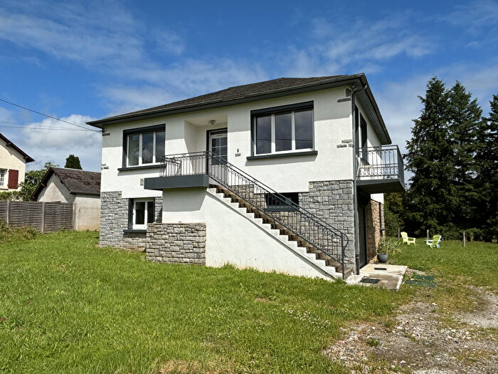 Maison à vendre - Eyburie - 3 pièces - 2 chambres