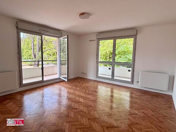 Saint-Ouen-l'Aumône, Eglise : Appartement 4 pièces à louer