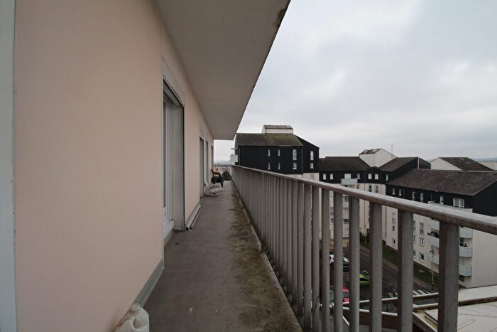 Appartement à vendre - Compiègne - 5 pièces - 3 chambres