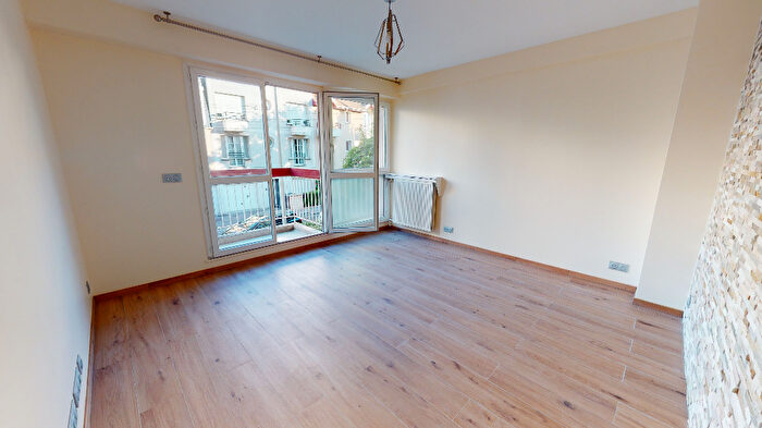 Courbevoie, Bécon : Appartement 2 pièces à louer