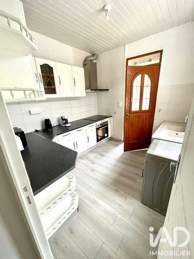 Faubourg d'Isle-Neuville, Saint-Quentin : Maison 3 pièces à louer