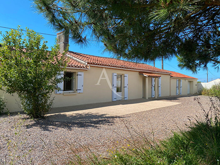 Maison à vendre - Longeville-sur-Mer - 5 pièces - 3 chambres