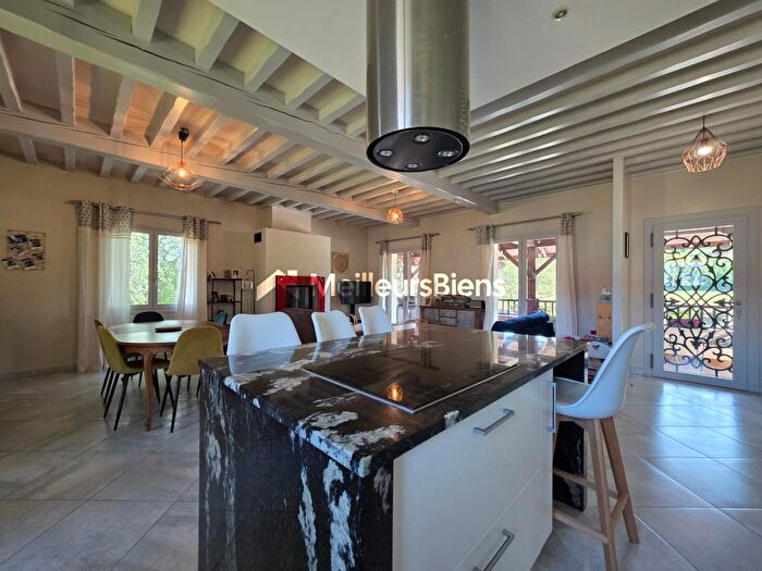 Maison 7 pièces à vendre à Morestel
