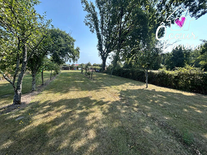 Maison 6 pièces à Nuaillé, à vendre