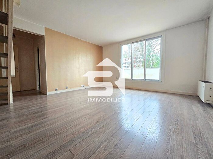 Appartement à louer - La Redoute, Fontenay-sous-Bois - 4 pièces - 3 chambres