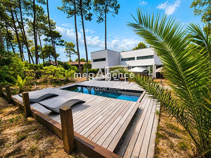 Maison 8 pièces à vendre à Lège-Cap-Ferret