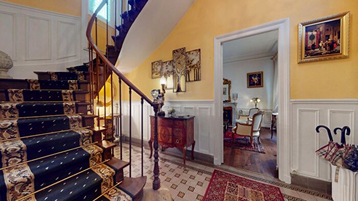 Maison à vendre - Reims, Centre-ville - 6 pièces - 4 chambres