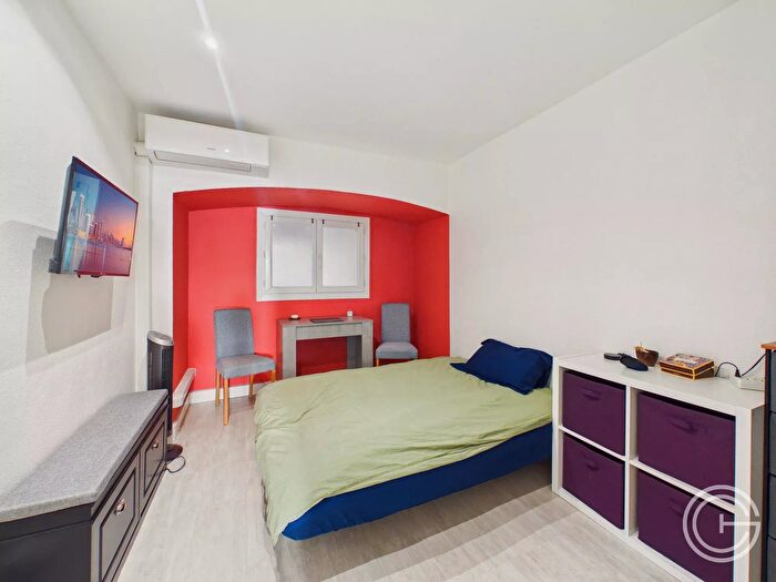 Nice, Le Port - Appartement 1 pièce à vendre