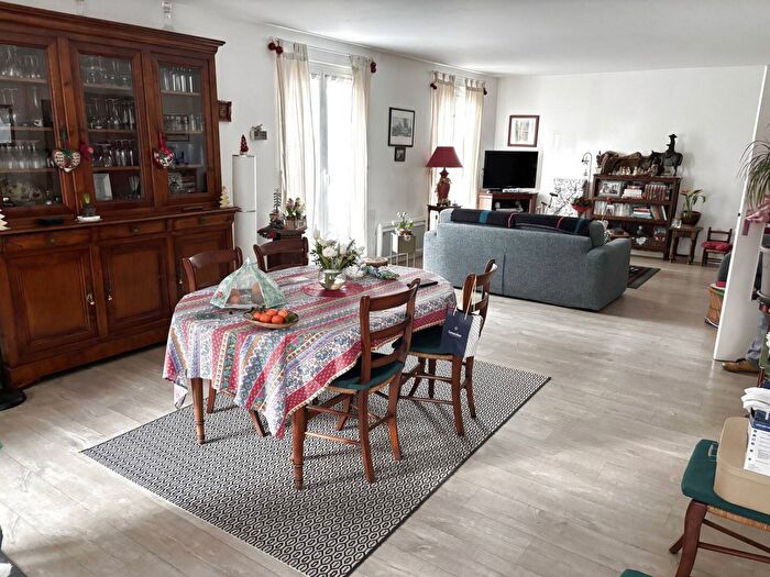 Appartement à louer - Roubaix - 5 pièces - 3 chambres