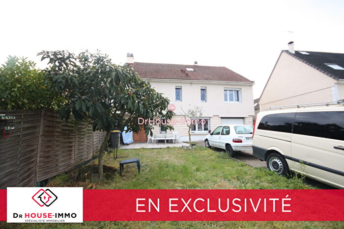 Maison à vendre - Pierrelaye - 8 pièces - 6 chambres