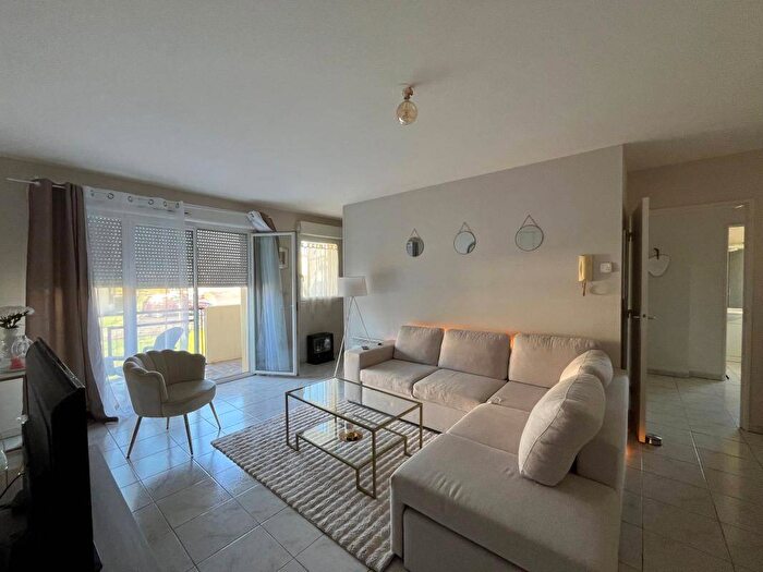 Appartement à louer - Quartier Nord, Niort - 2 pièces - 1 chambre