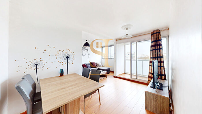 Appartement à vendre - Savigny-sur-Orge - 3 pièces - 2 chambres