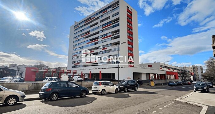 Appartement à vendre - Saint-Étienne, La Dame Blanche, La Richelandière, Montplaisir, Monthieu - 6 pièces - 4 chambres