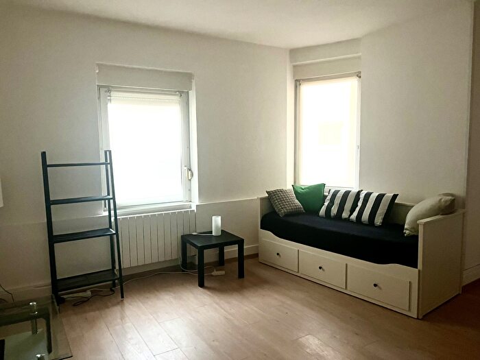 Appartement à vendre - Strasbourg, Cronenbourg - 1 pièce