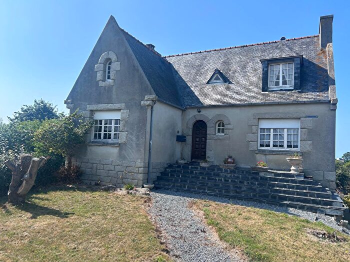 Maison à vendre - Plougoulm - 4 pièces - 3 chambres