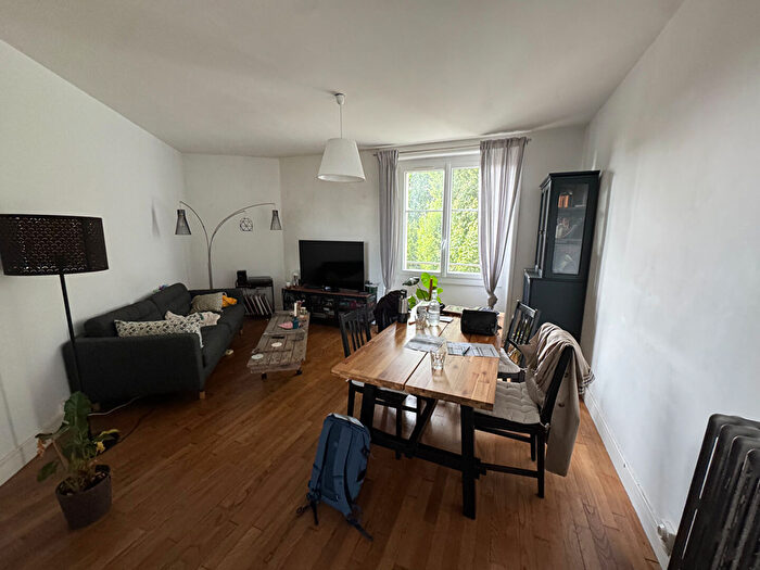 Appartement 3 pièces à Quartiers Centre, Centre-ville, à louer