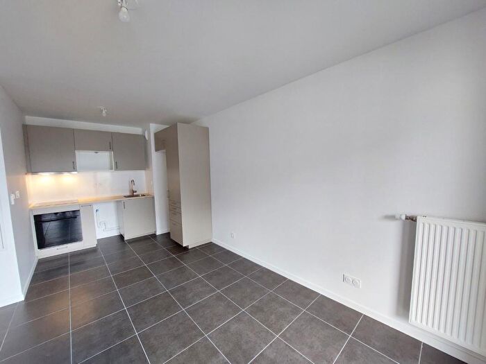 Appartement à louer - Tours, Giraudeau - 2 pièces - 1 chambre