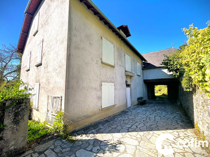 Eysus : Maison 14 pièces à vendre