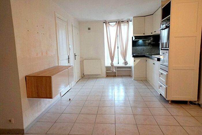 Appartement à vendre - Mézy-sur-Seine - 3 pièces - 2 chambres