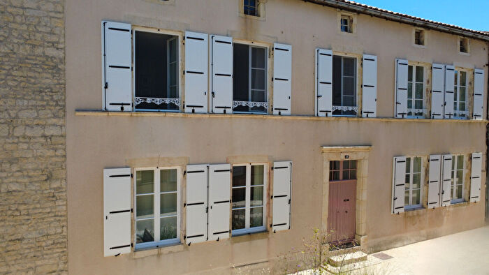 Sauzé-Vaussais - Maison 6 pièces à vendre
