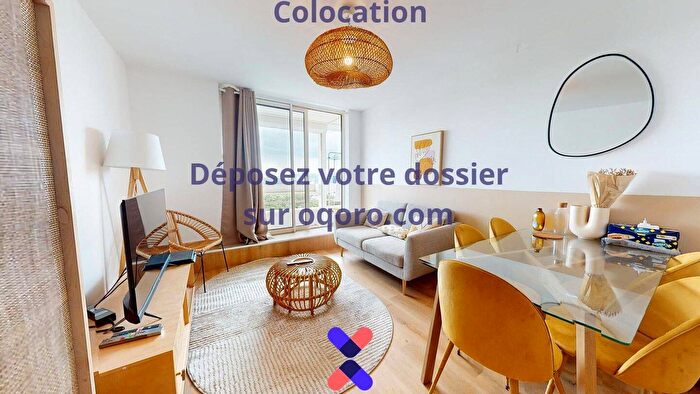 Appartement à louer - La Duchère, Lyon ème - 6 pièces - 5 chambres