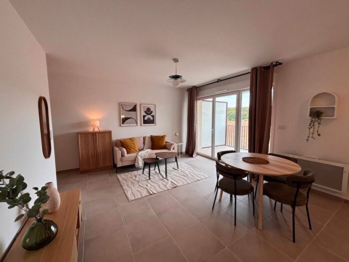 Saint-Martin-de-Crau - Appartement 2 pièces à louer